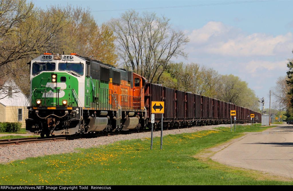 BNSF 1445
